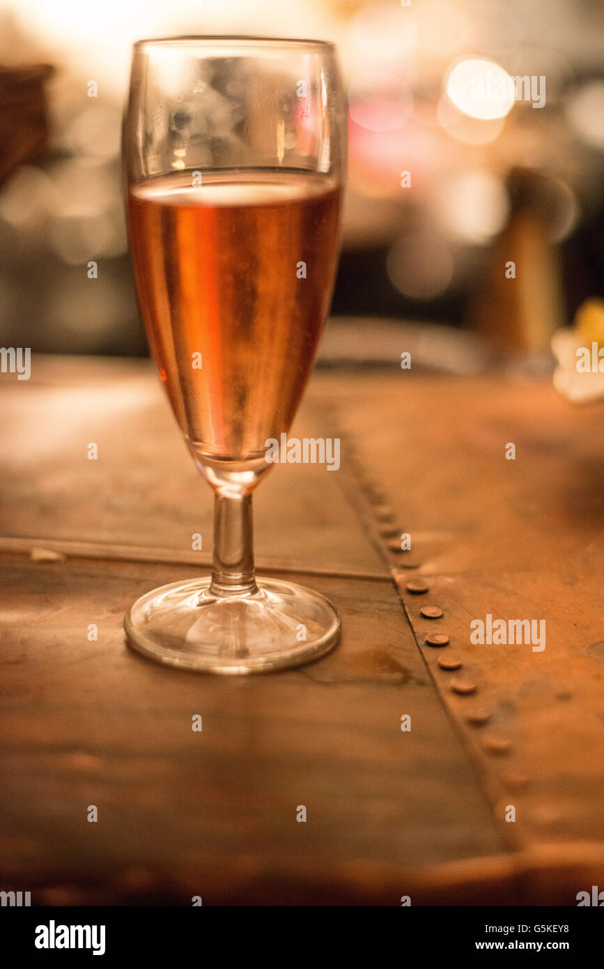 Rose bar hi-res stock photography and images - Alamy