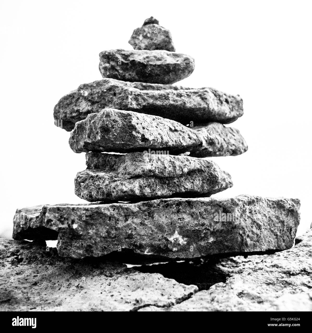 Silhouette stacked rocks hi-res stock photography and images - Alamy