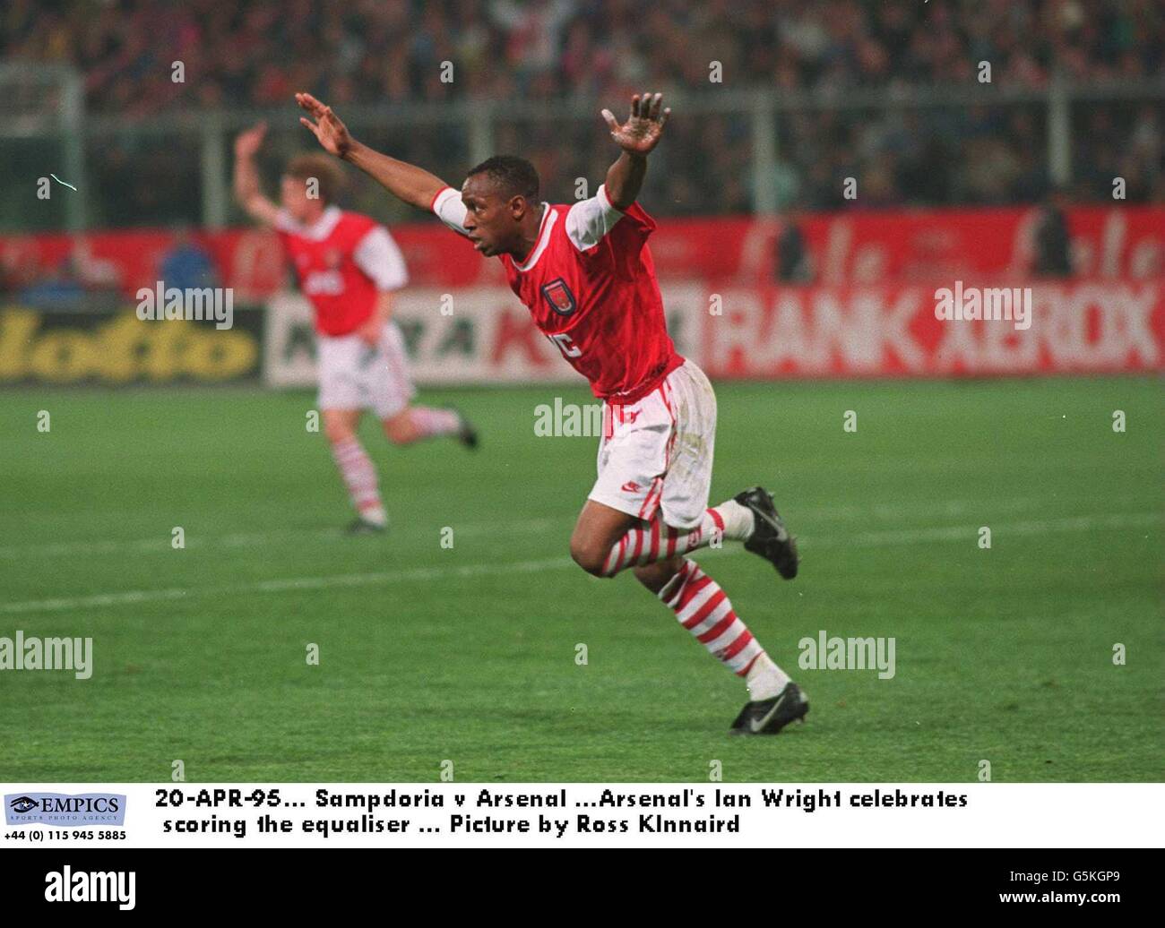 Arsenal's ian wright celebrates scoring hi-res stock photography and ...