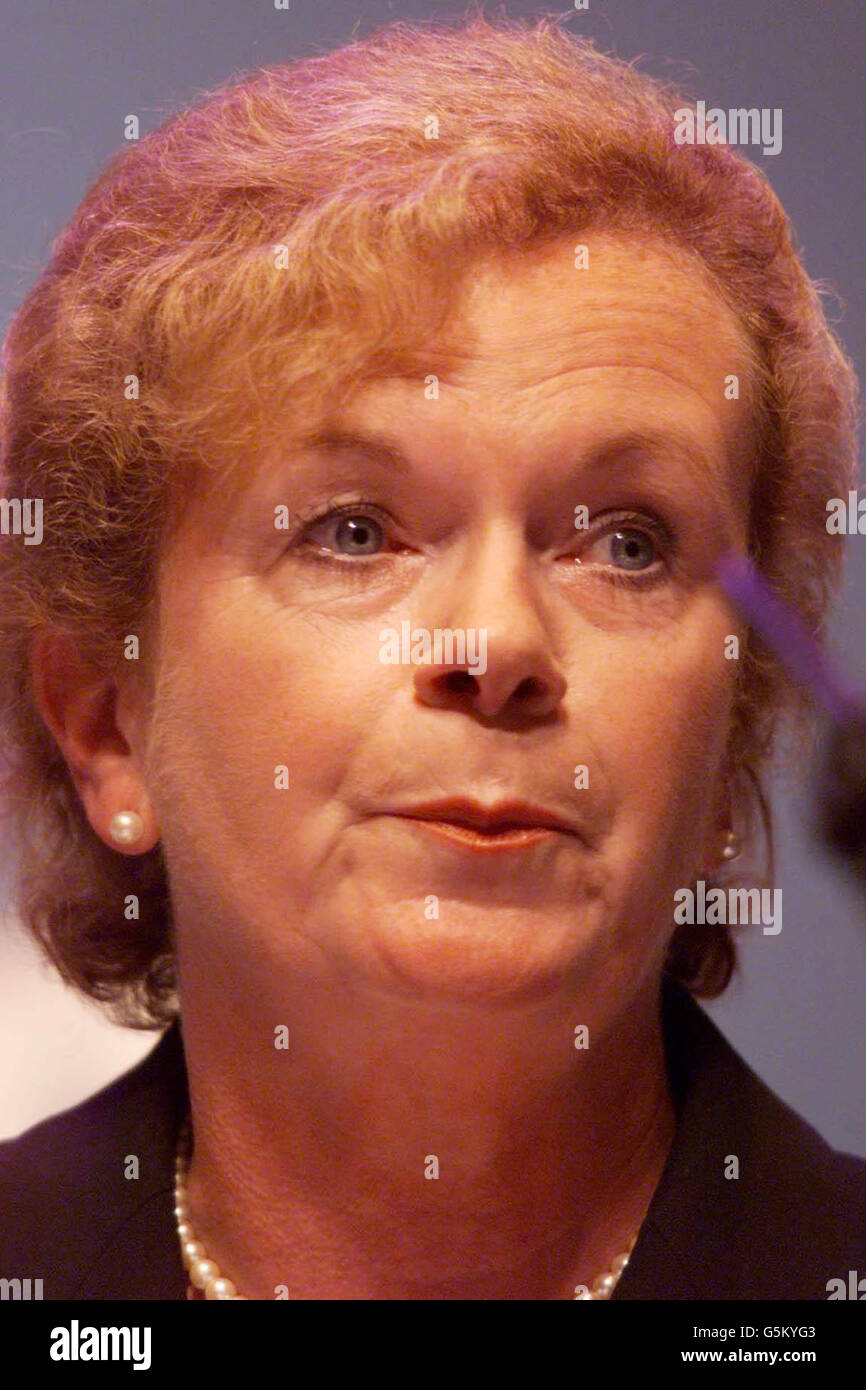 Helen liddell hi-res stock photography and images - Alamy