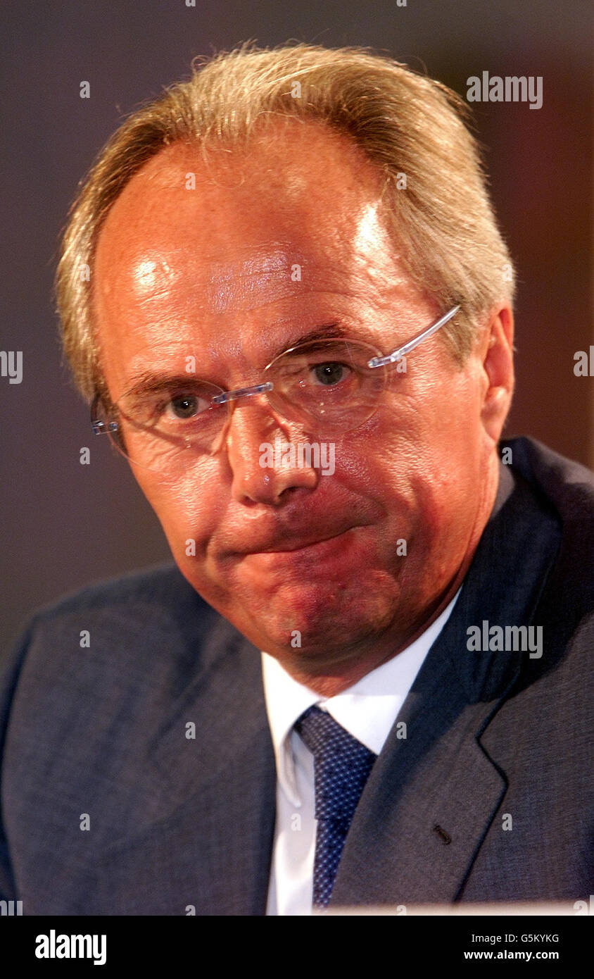 England Manager Sven Goran Eriksson during a press confrence at ...