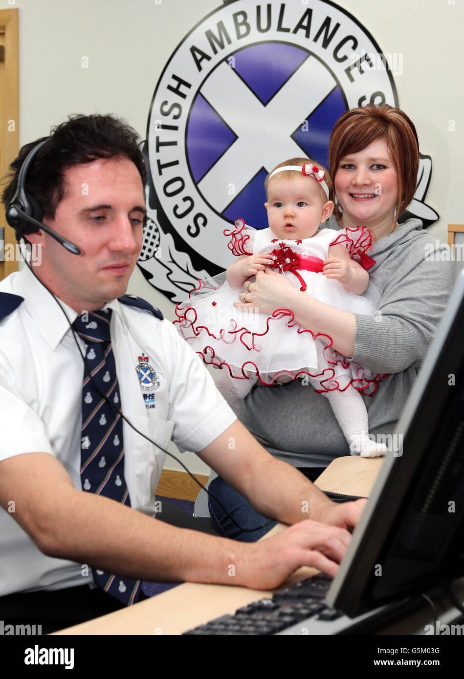 Ambulance call handler hi-res stock photography and images - Alamy