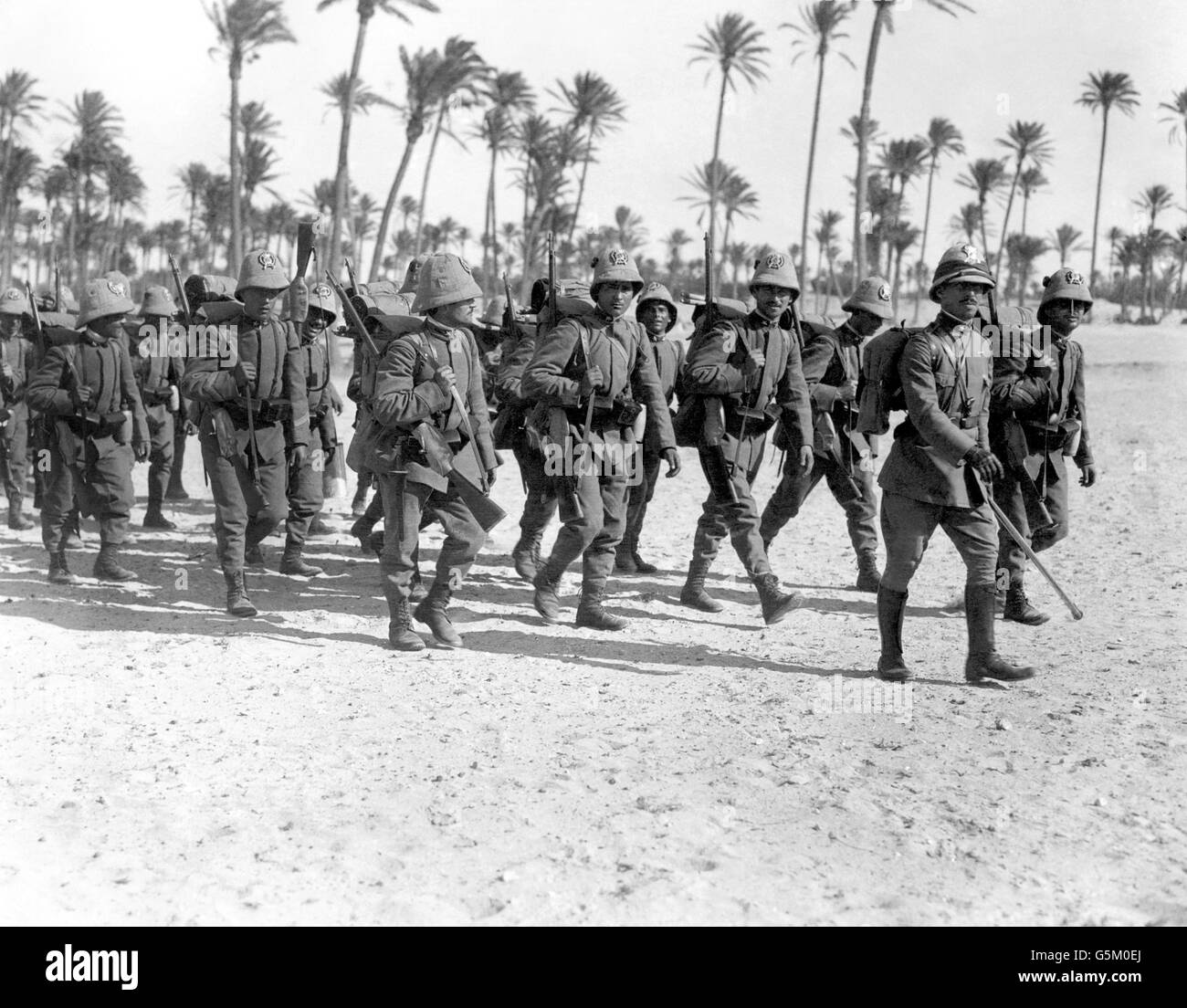 Italian infantry marching through the desert in tripoli in libya hi-res ...