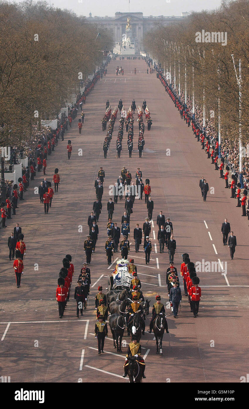 Royal funeral procession london hi-res stock photography and images - Alamy