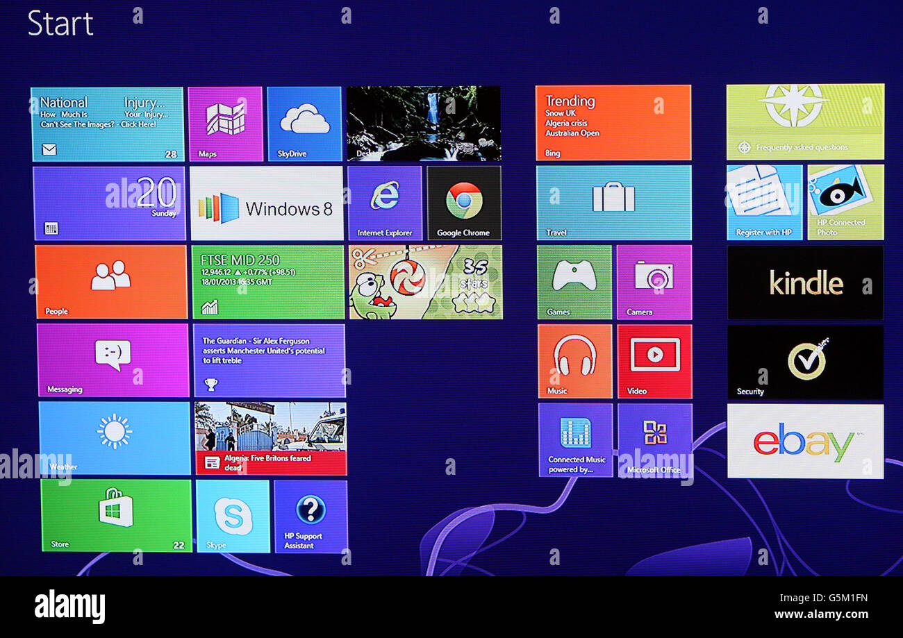 Windows 8 operating system hi-res stock photography and images - Alamy