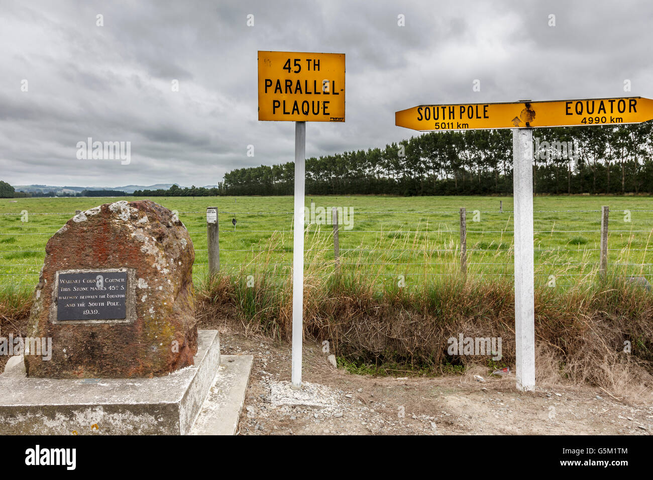 45th parallel hi-res stock photography and images - Alamy
