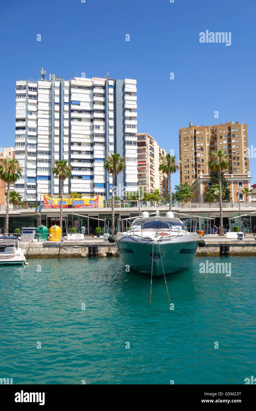 Muelle uno, Quay 1 shopping and restaurant area of port of Malaga ...