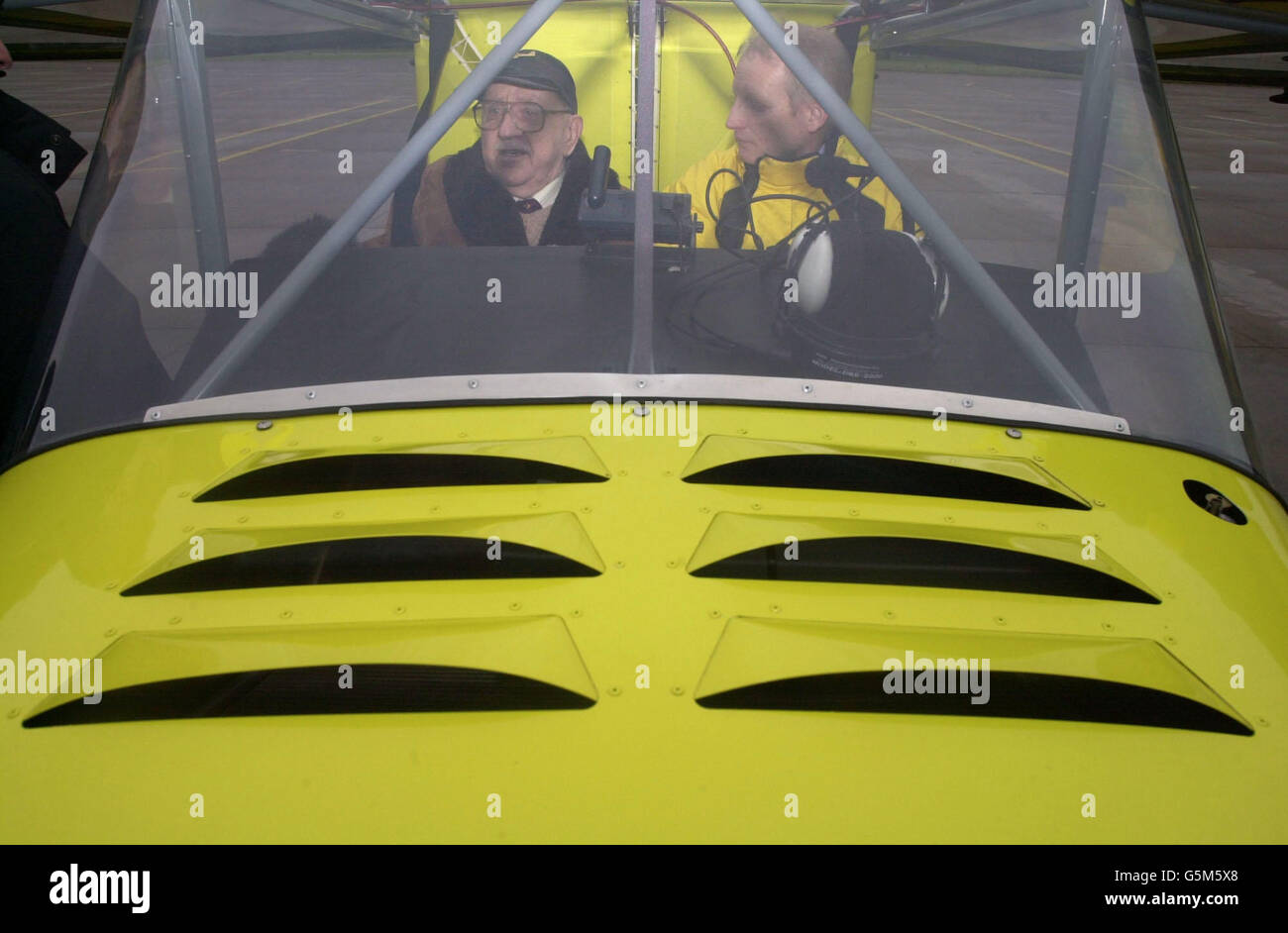 Edwin Simmons gets an early Christmas present Stock Photo - Alamy