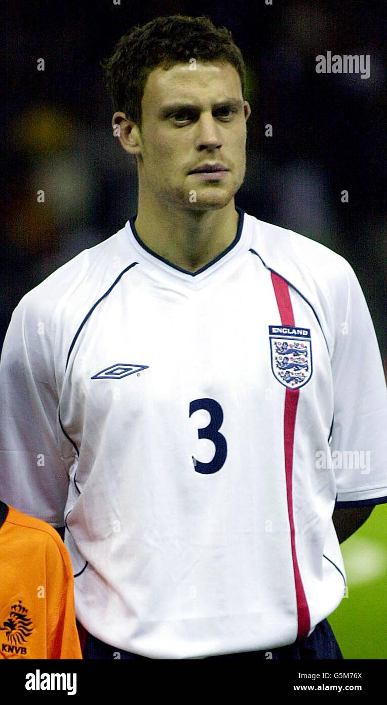 FOOTBALL ENGLAND U21 WAYNE BRIDGE Stock Photo - Alamy