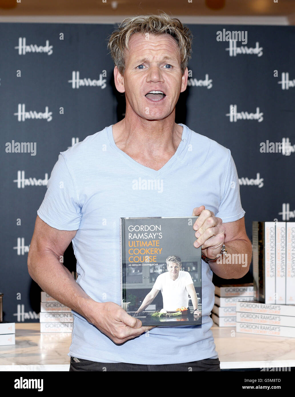 Gordon Ramsay book signing in Harrods Stock Photo - Alamy
