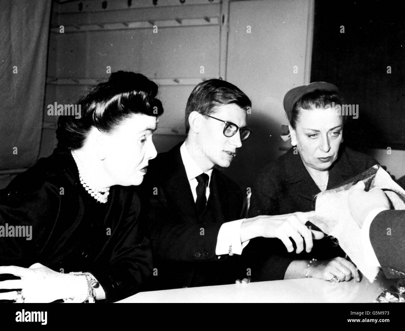 Christian dior suit hi-res stock photography and images - Alamy