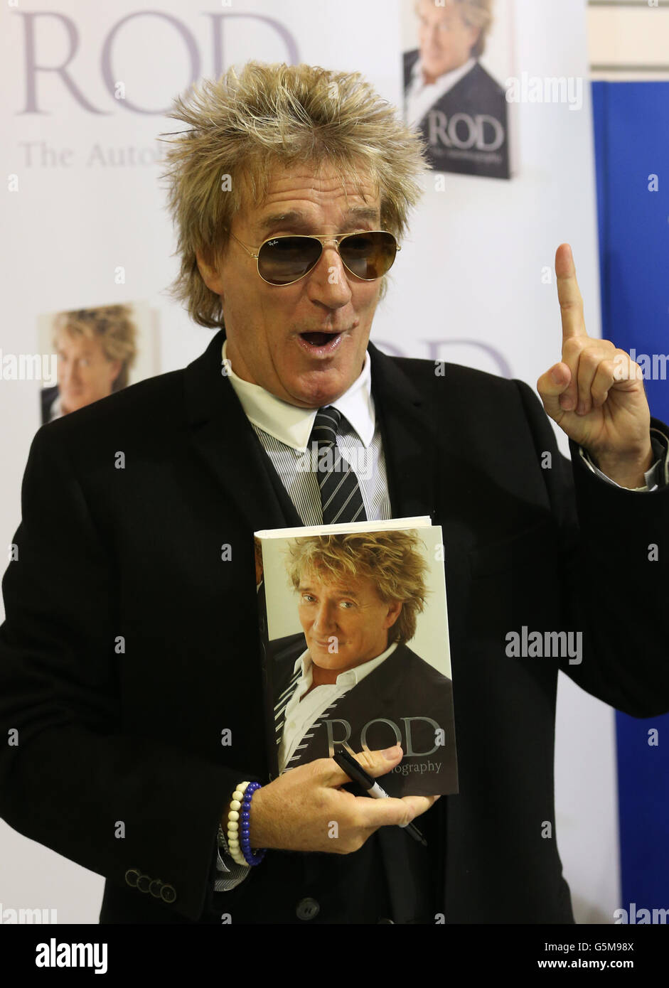 Rod Stewart book signing Stock Photo - Alamy