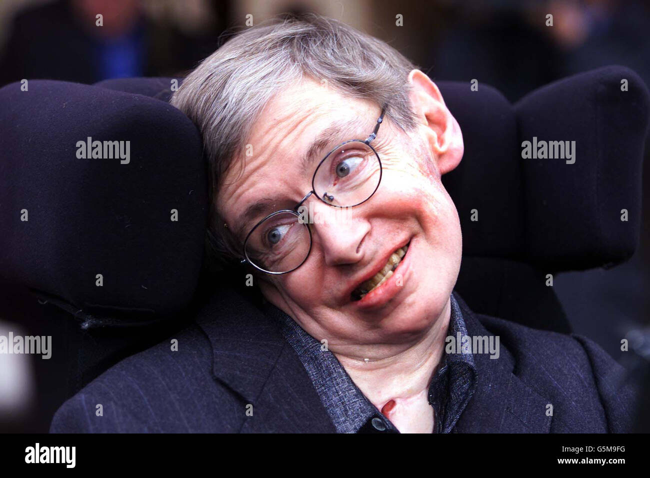 Professor Stephen Hawking attends a photocall at the University of ...