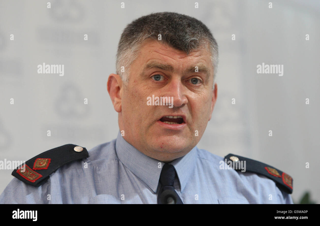 Superintendent Barry O'Brien briefs the media on security arrangements ...