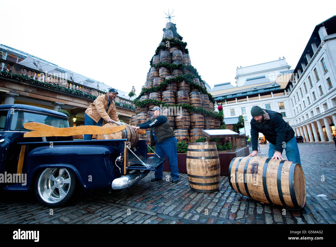Christmas Barrel Tree Stock Photo - Alamy