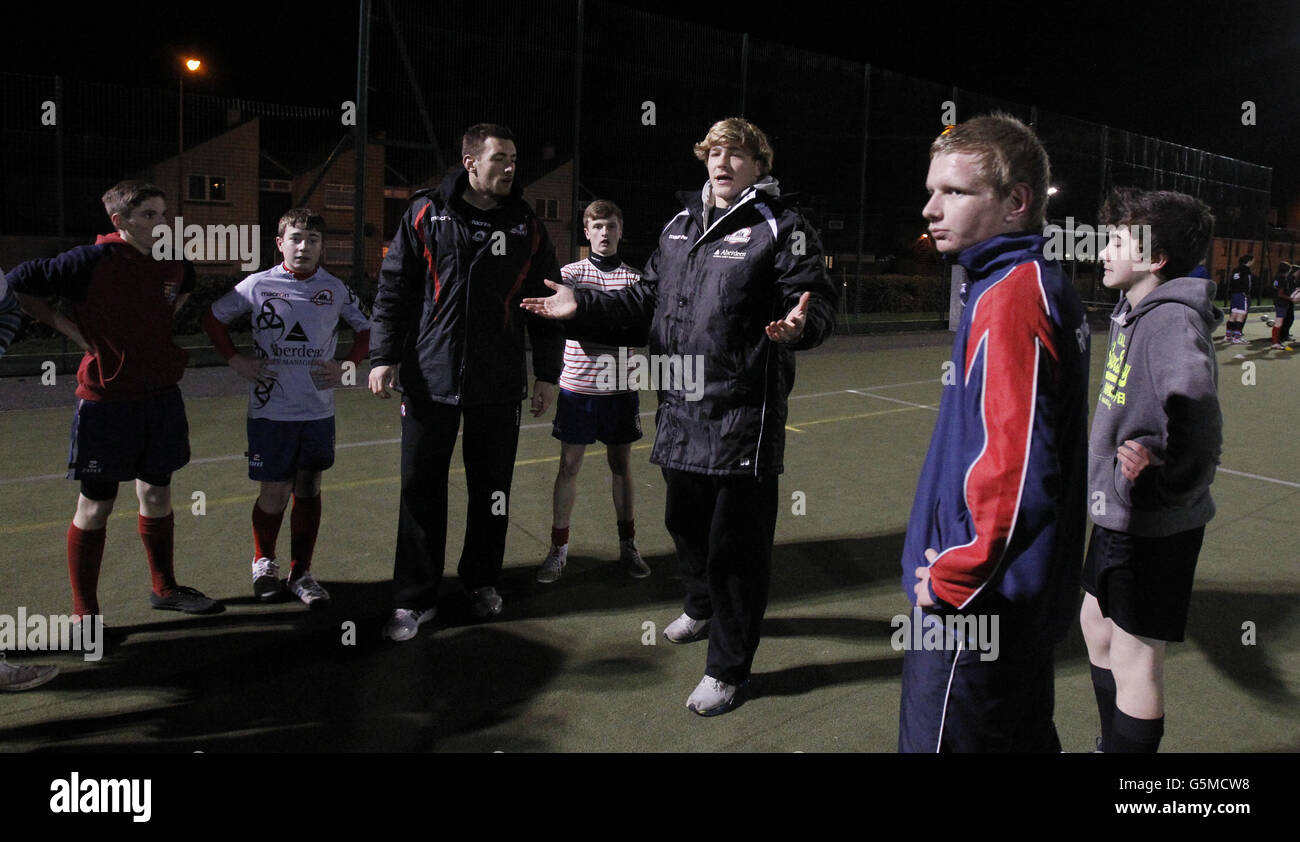 Rugby players high hi-res stock photography and images - Alamy