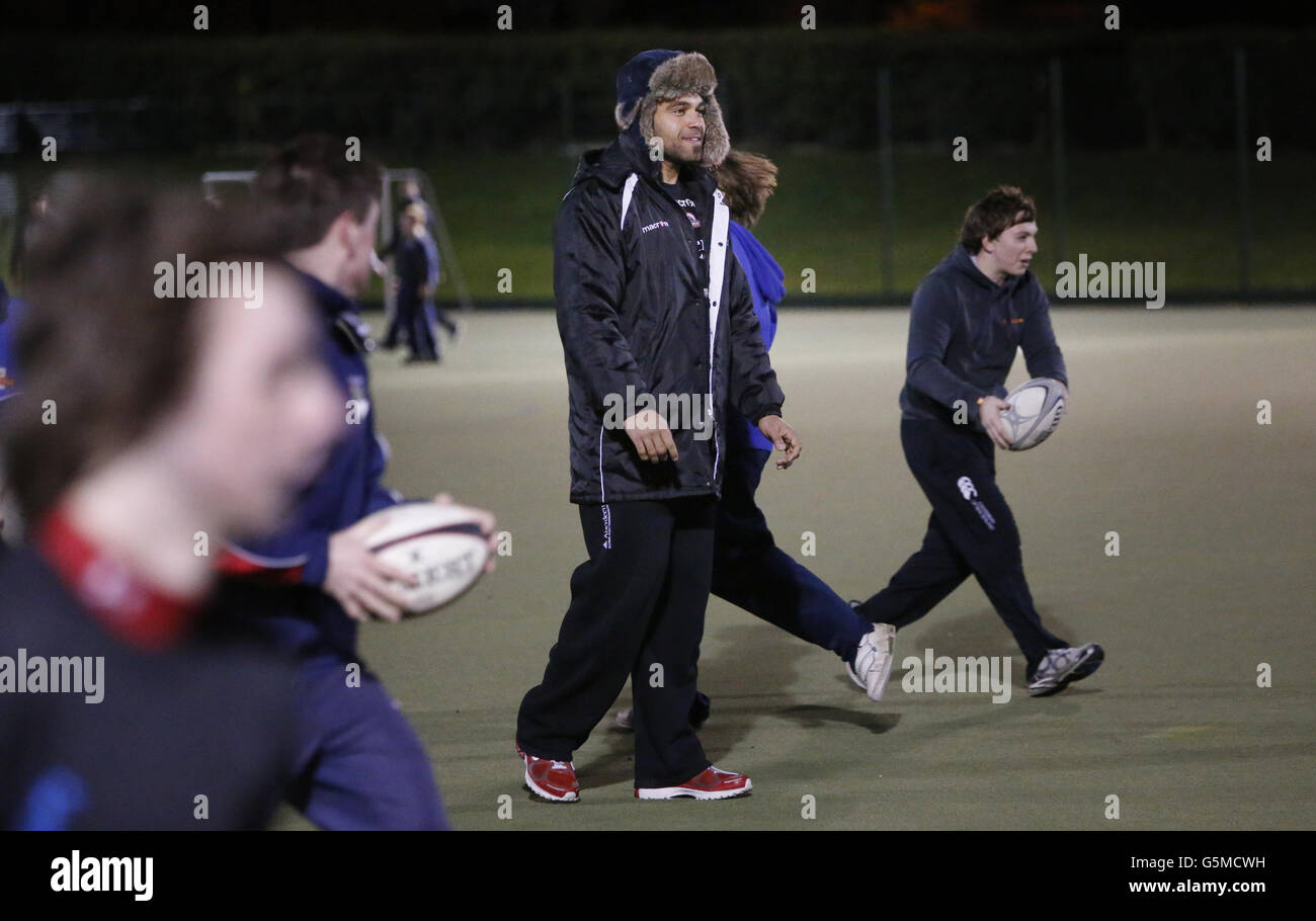 Edinburgh Rugby's Netani Talei with children from Ross High School ...