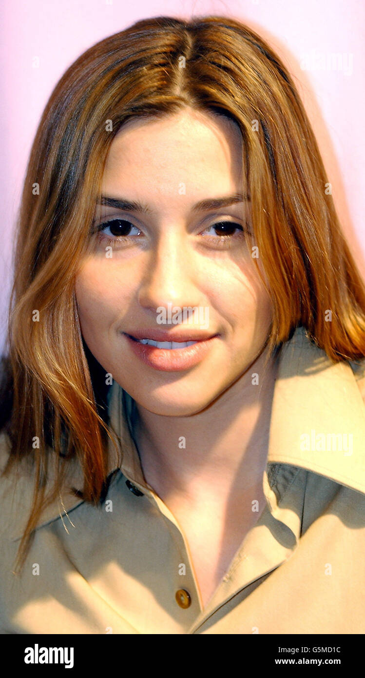 Singer melanie blatt hi-res stock photography and images - Alamy