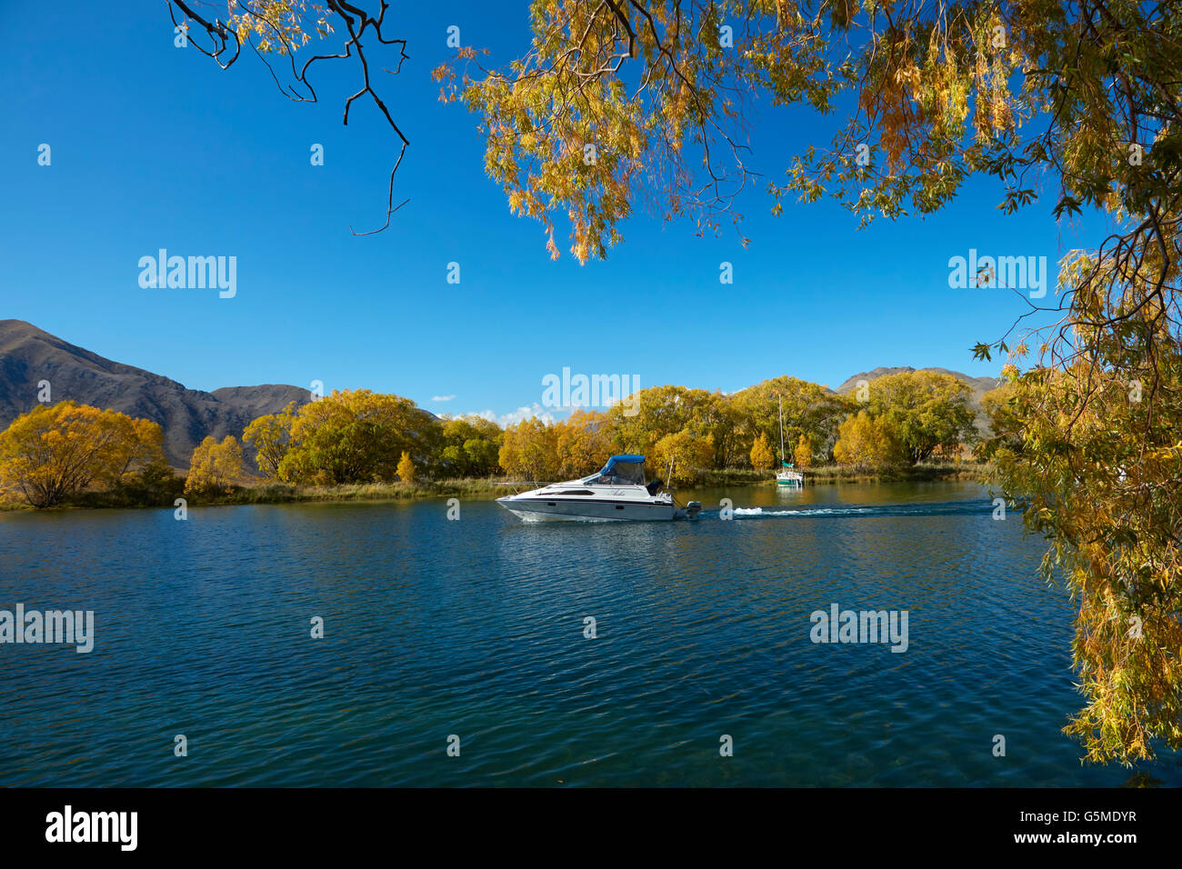 Power boat, Sailors Cutting, Lake Benmore, Waitaki Valley, North Otago ...
