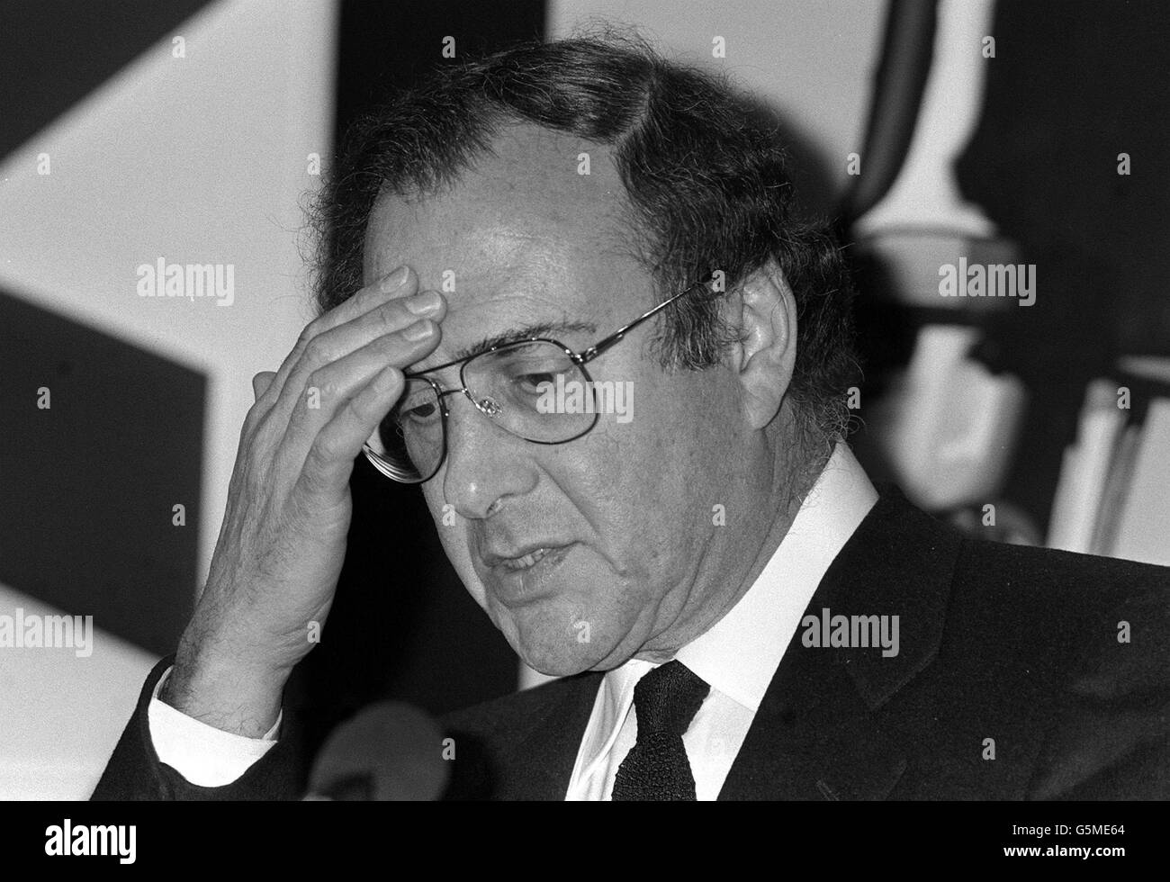 Playwright harold pinter hi-res stock photography and images - Alamy