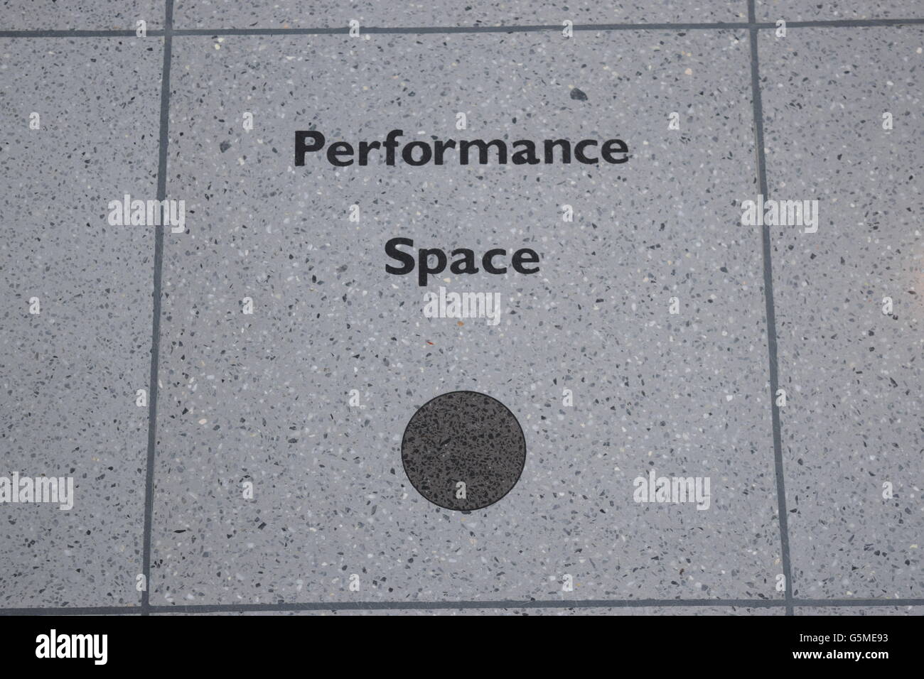 Floor Sign that shows the Performance space Stock Photo - Alamy