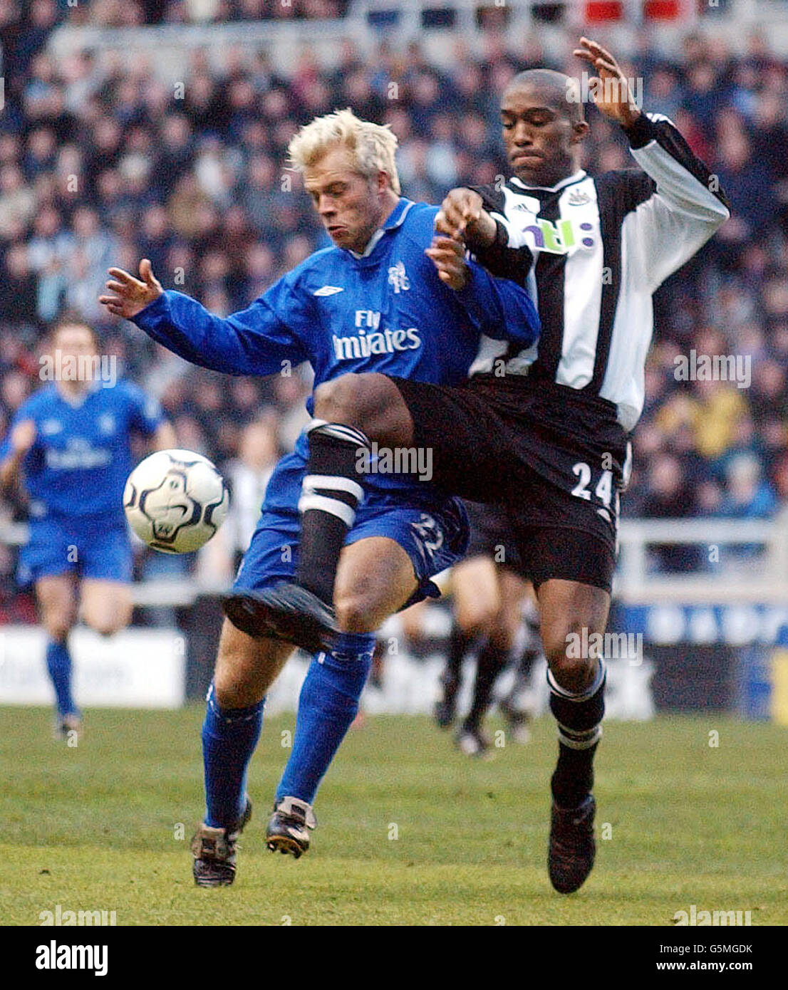 Football action eidur gudjohansen sylvain distin hi-res stock ...