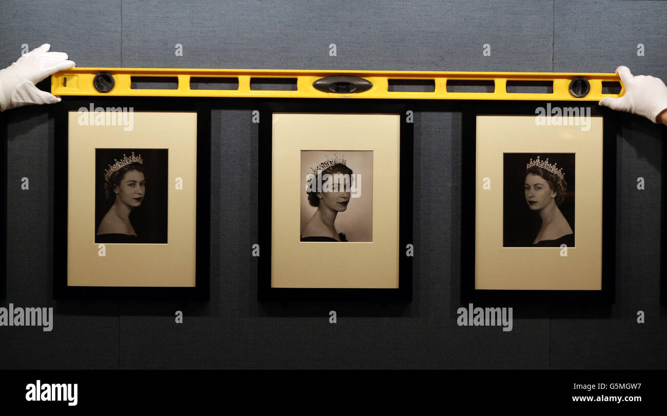 Photographs taken by Dorothy Wilding in 1952 of Queen Elizabeth II are ...