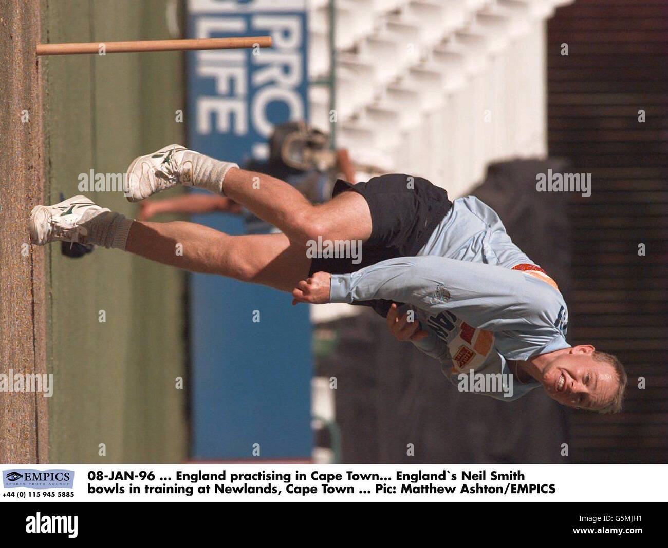 England cricket training newlands hi-res stock photography and images ...