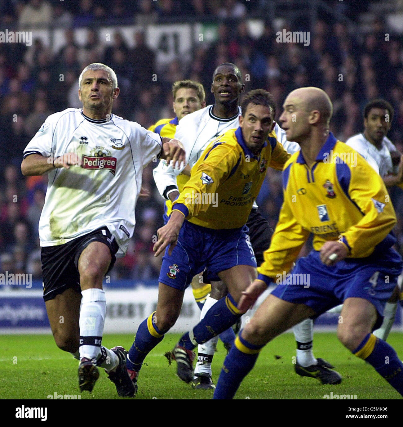 FOOTBALL DERBY COUNTY'S FABRIZIO RAVENELLI Stock Photo - Alamy