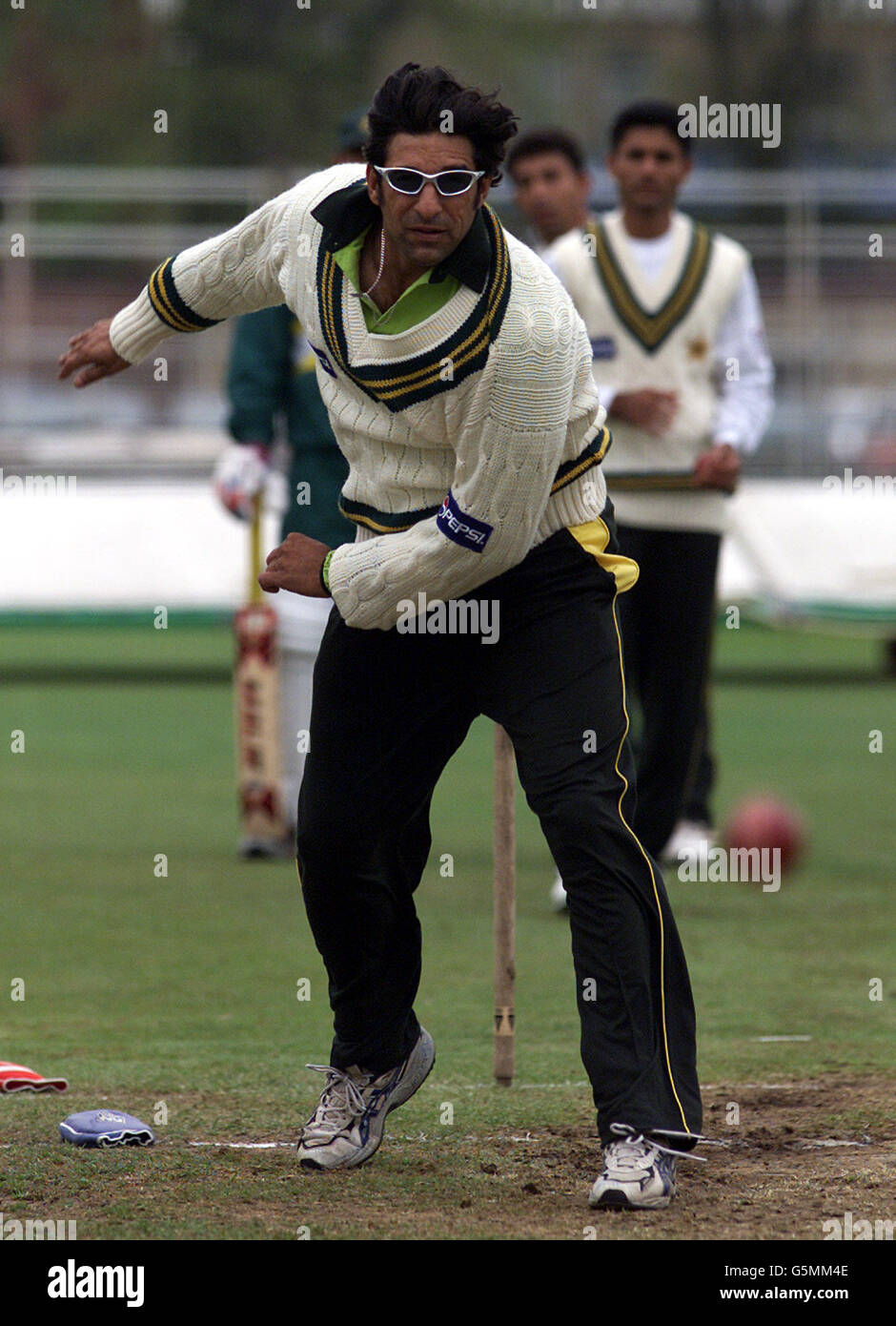 CRICKET PAKISTAN - WASIM AKRAM. Cricket - Pakistan Wasim Akram training ...