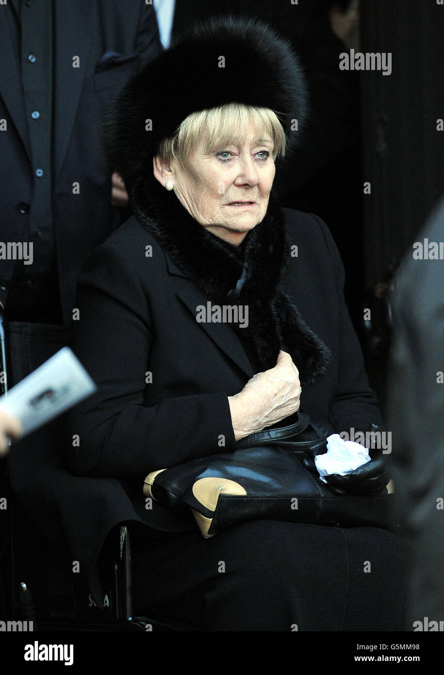 Who played vera duckworth hi-res stock photography and images - Alamy