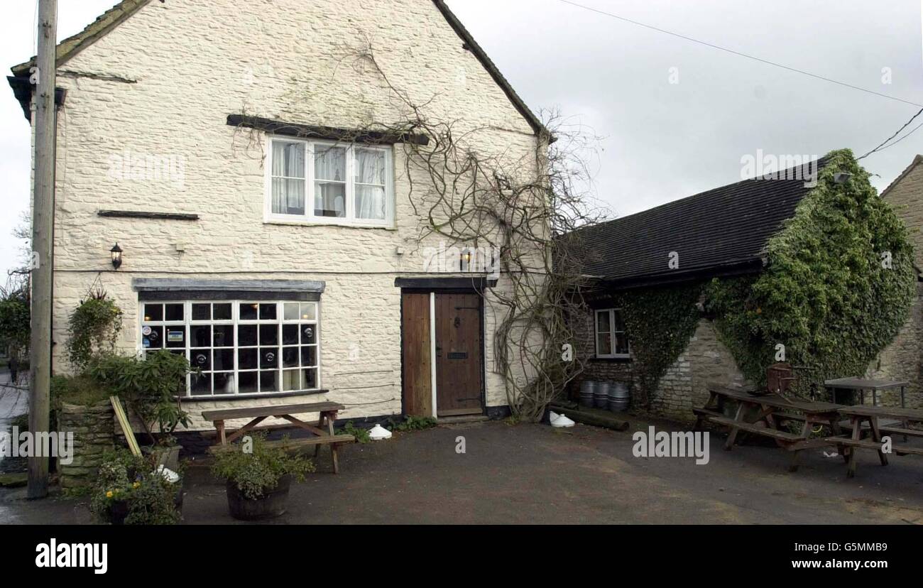 Rattlebone inn hi-res stock photography and images - Alamy