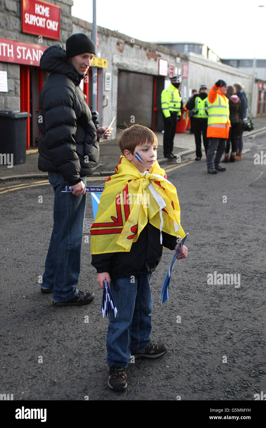 Full length turnstiles flags flag hi-res stock photography and images ...