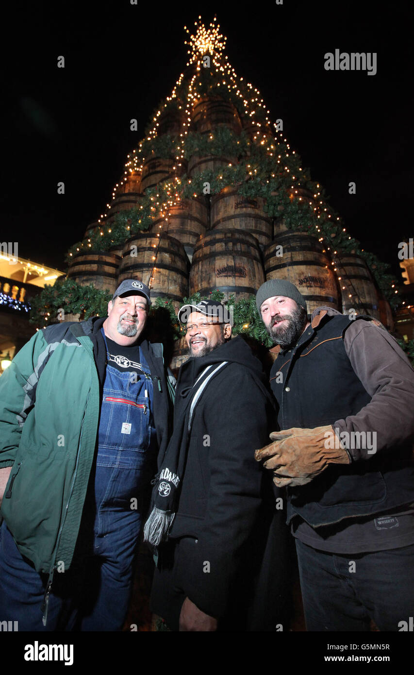 Christmas Barrel Tree Stock Photo - Alamy