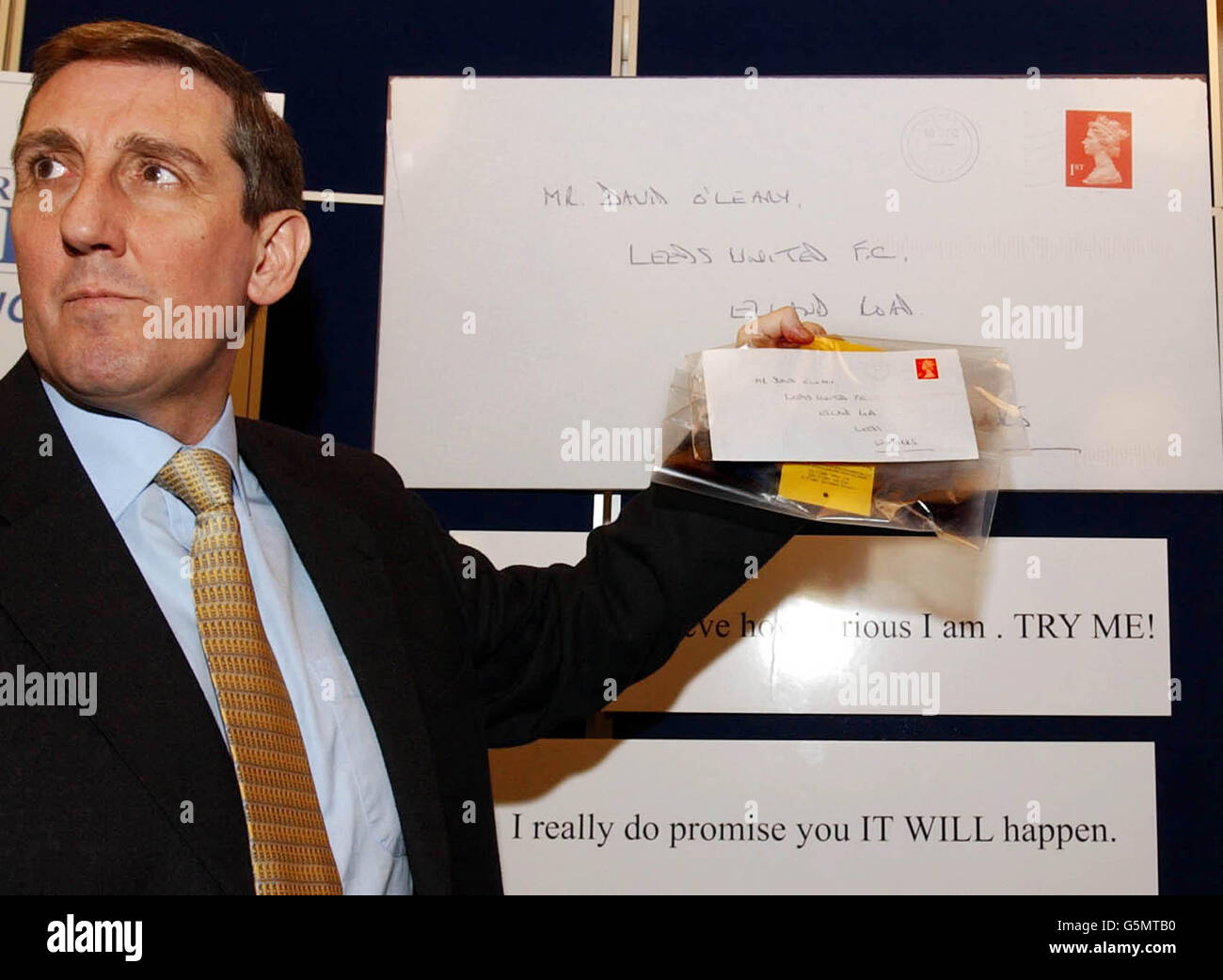 Leary leeds united manager hi-res stock photography and images - Alamy