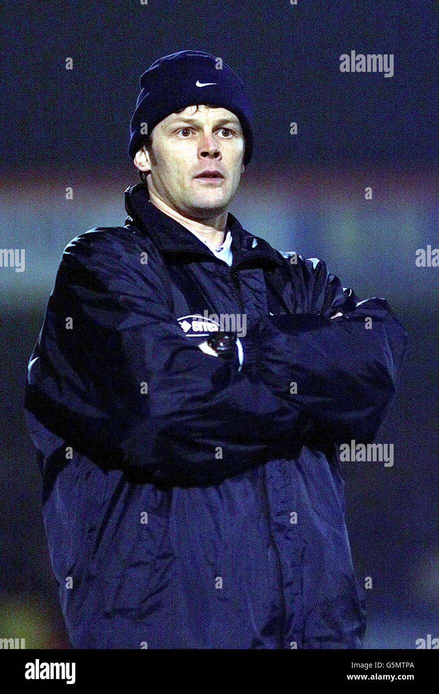 Steve Cotterill the Cheltenham Town Manager, during the F.A. cup game ...
