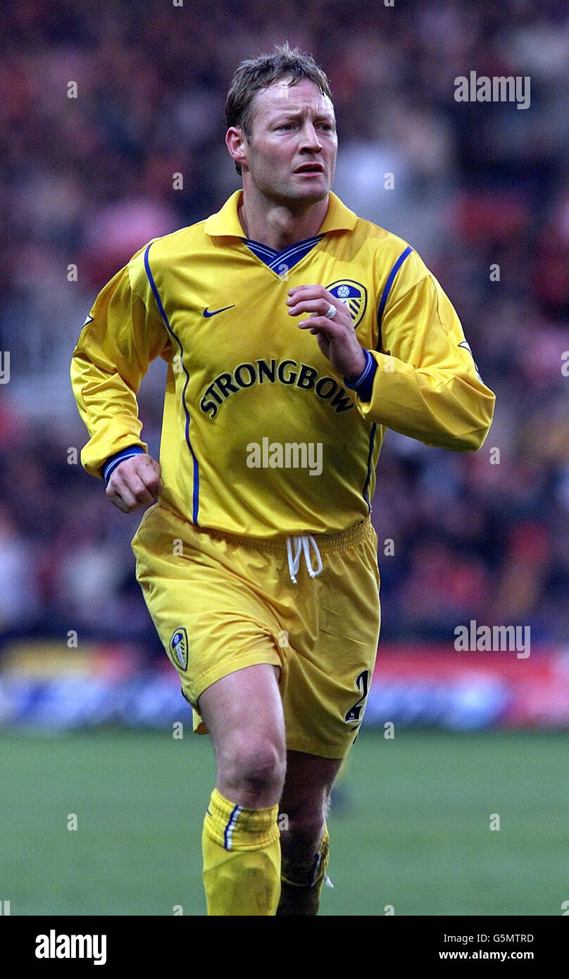 SOCCER David Batty Stock Photo - Alamy