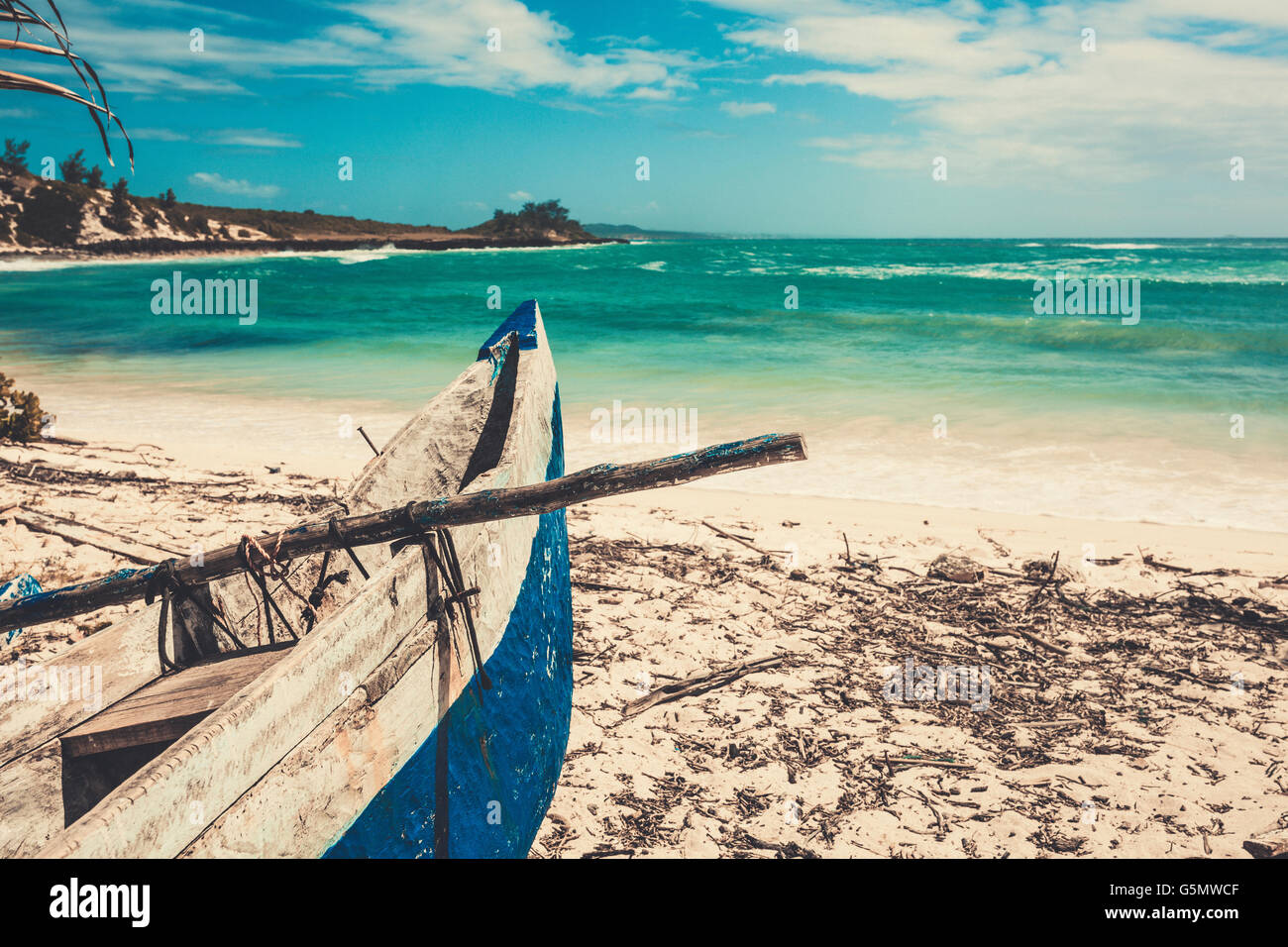 Madagascar traditional boat hi-res stock photography and images - Alamy