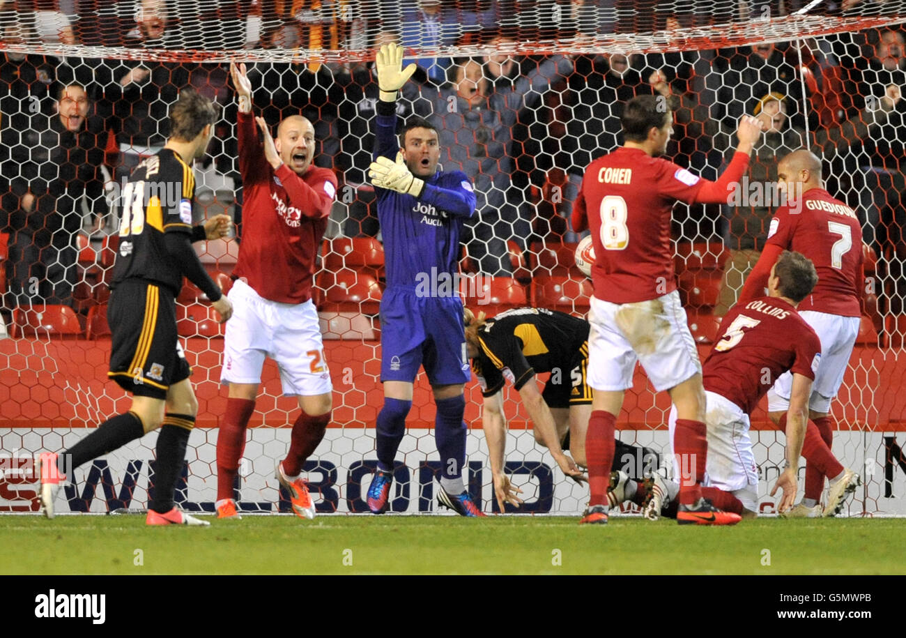 Soccer - npower Football League Championship - Nottingham Forest v Hull ...