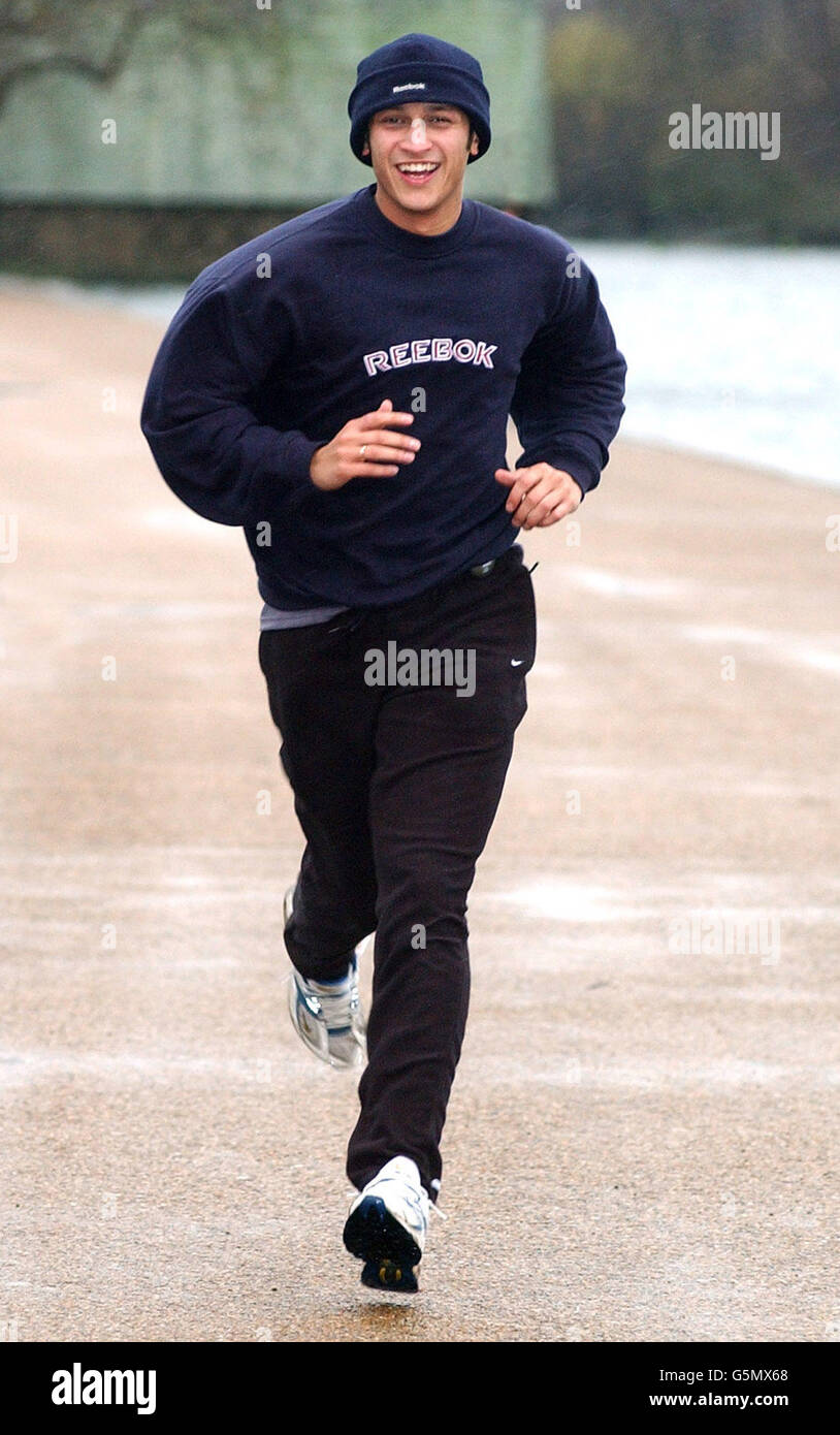 Chris Bisson runs for charity Stock Photo - Alamy
