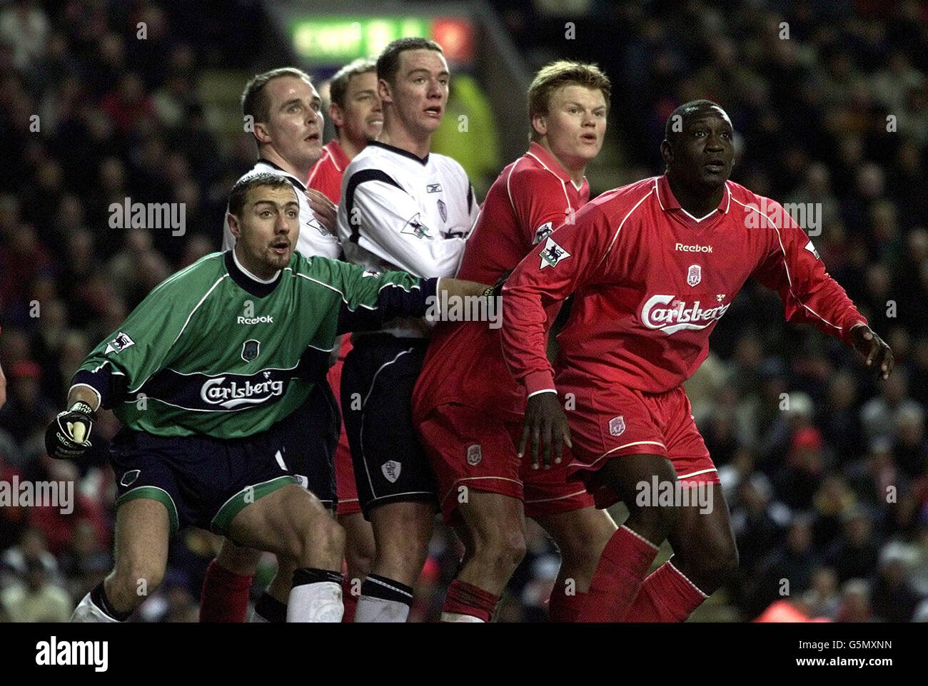 Liverpool goalkeeper Jerzy Dudek organises his penalty area as he waits ...