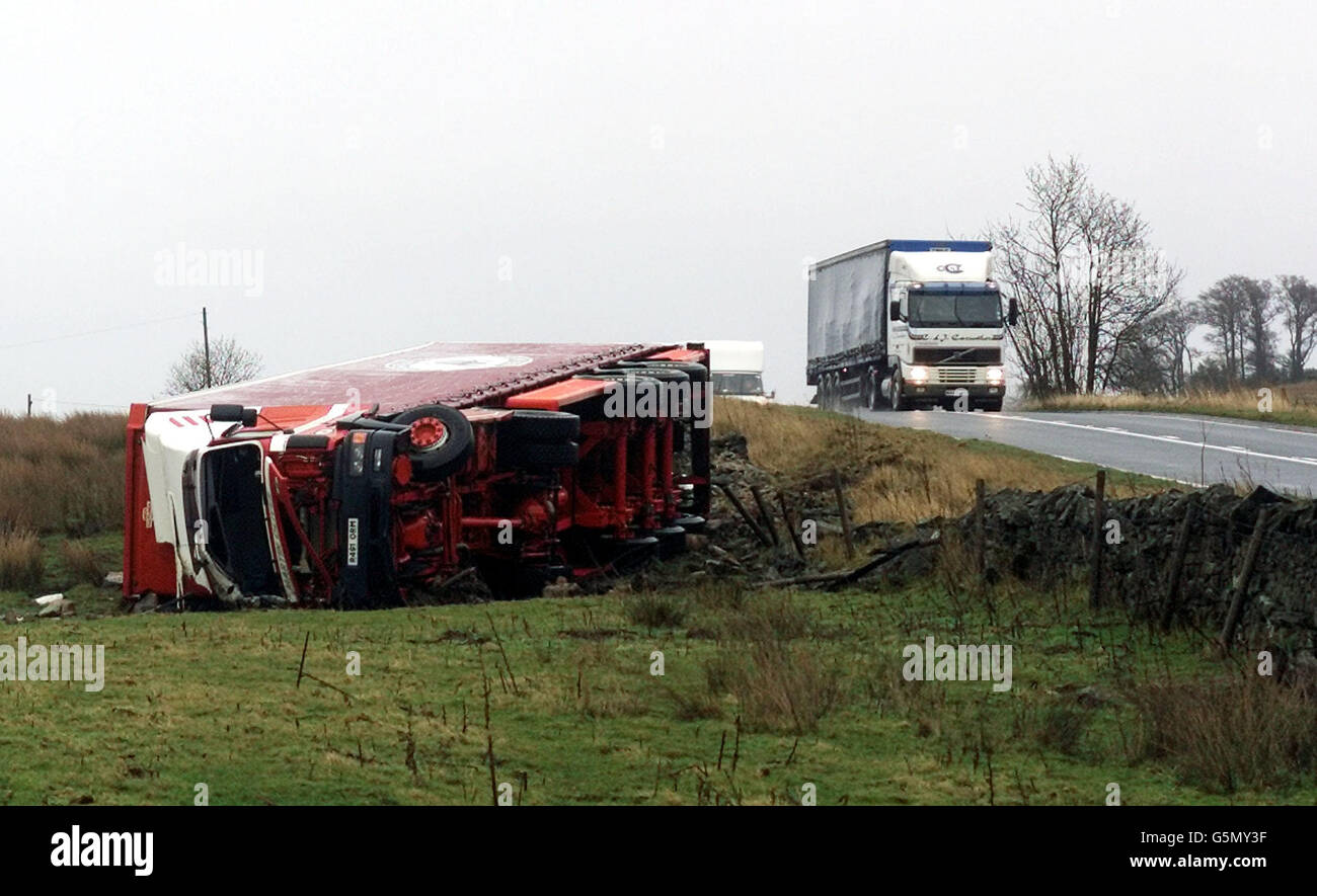 Bad weather damage accident hi-res stock photography and images - Alamy