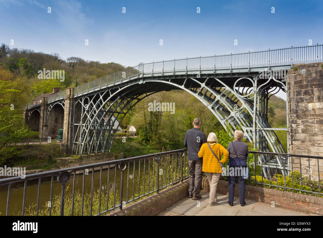 Abraham Darby's historic 1779 bridge over the River Severn in ...