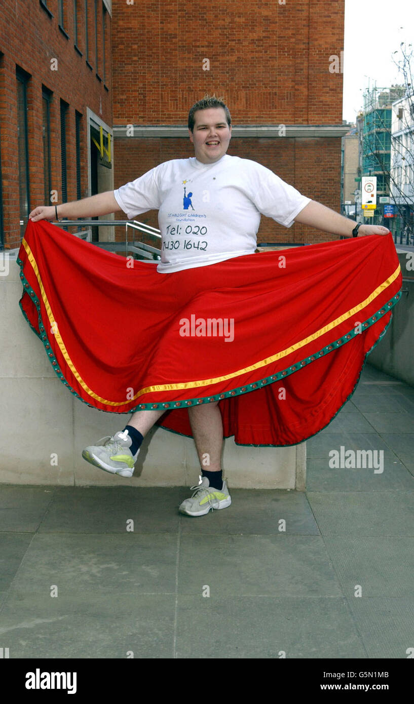 London marathon 2002 hi-res stock photography and images - Alamy
