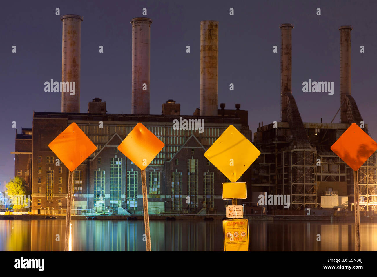 Hazard signs and factory hi-res stock photography and images - Alamy