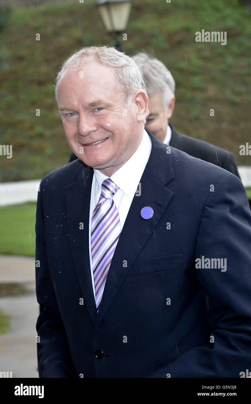 British irish council meeting cardiff hi-res stock photography and ...