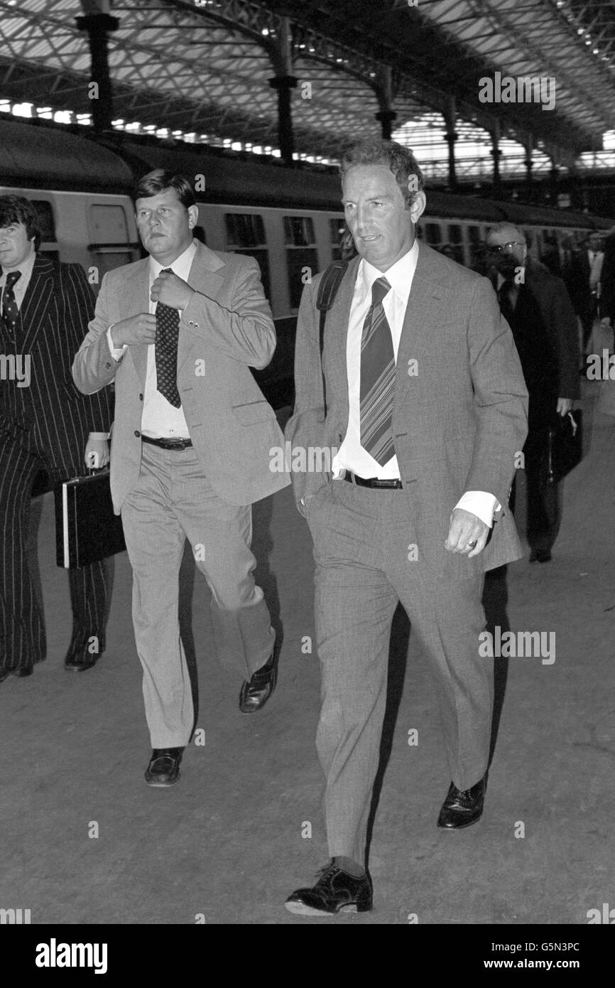 Soccer - Dave Sexton - New manager of Manchester United - Victoria ...