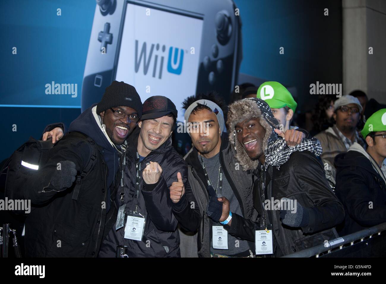 Nintendo wii u console hi-res stock photography and images - Alamy