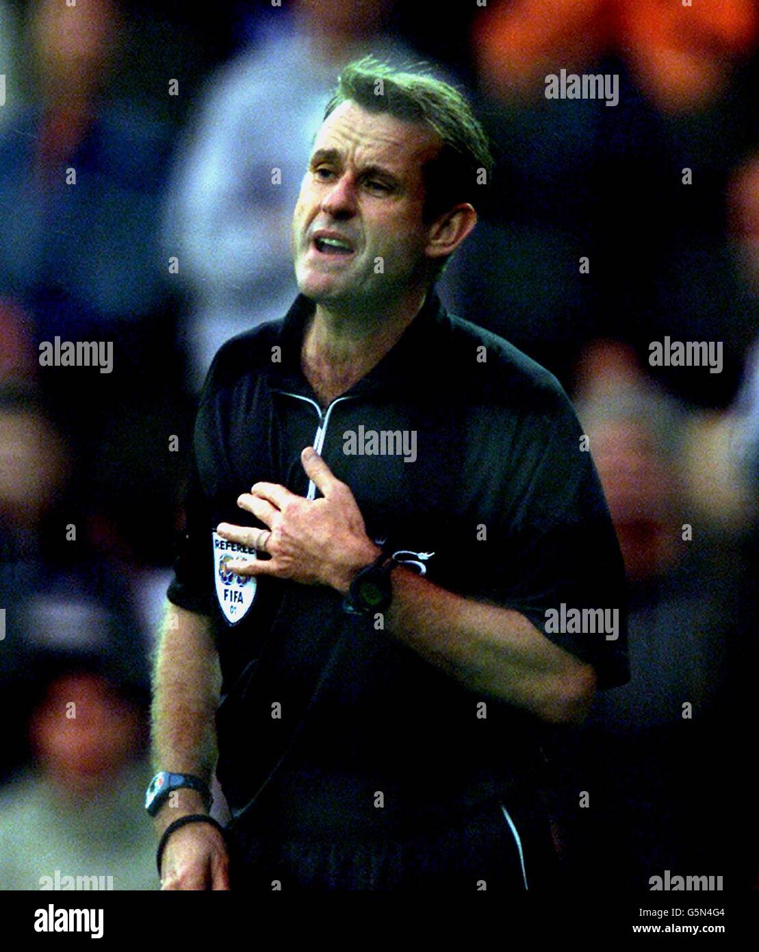 FOOTBALL REFEREE GRAHAM BARBER Stock Photo - Alamy