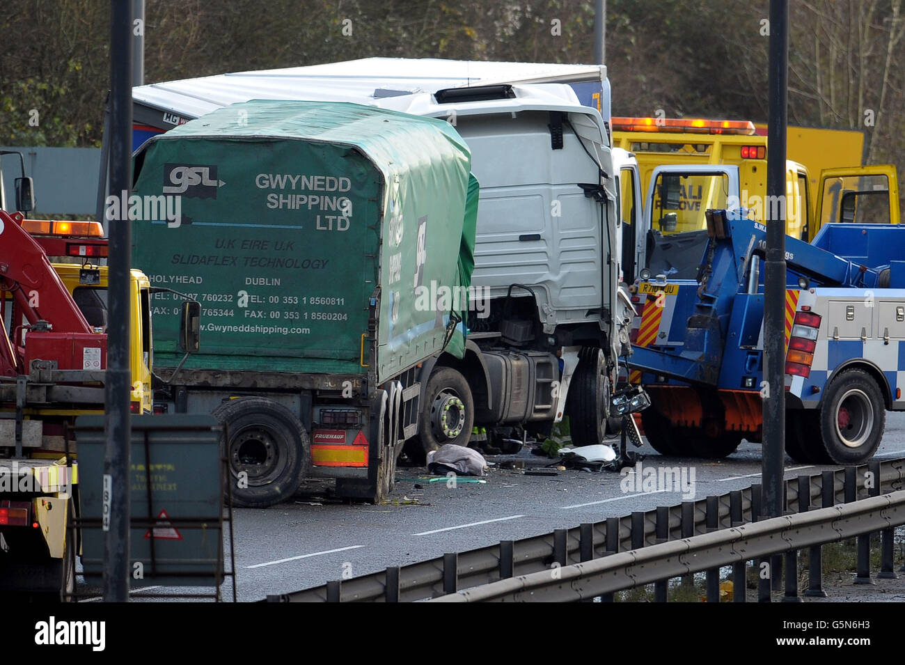 Hgv crash hi-res stock photography and images - Alamy